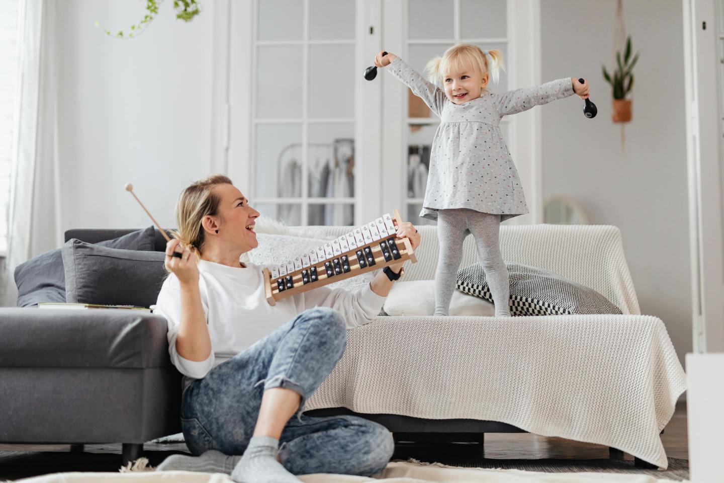 Benefits of Music Classes for Babies & Toddlers (Part 1) – Tippytoes ...